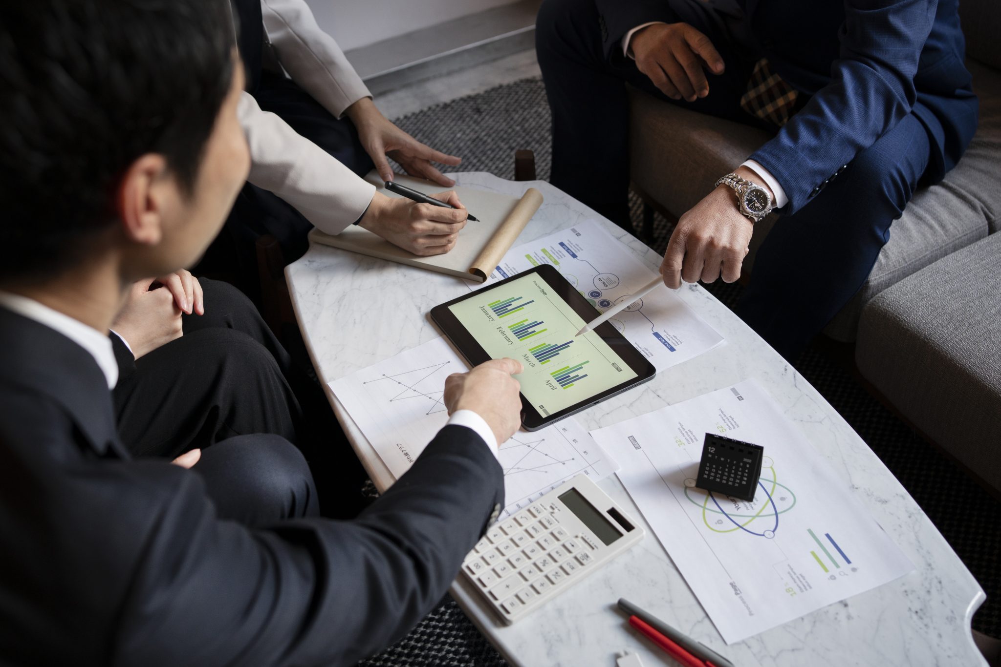 Accelerating AI adoption for global enterprises - DXHero Technology